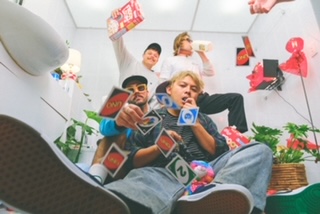 Dear Sunday drops stunning new single ‘Teleport’ – Music Injection